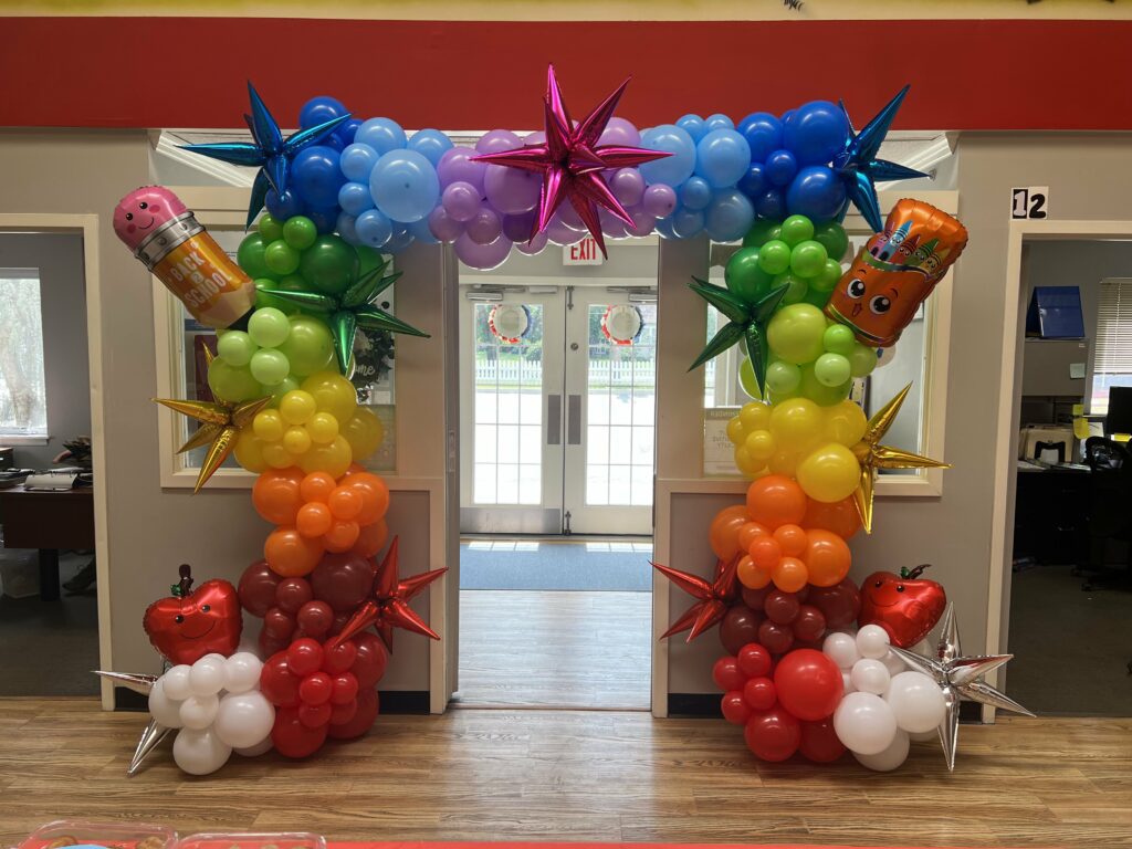 Amazing Balloon Display ideas for your next event - Days 2 Remember